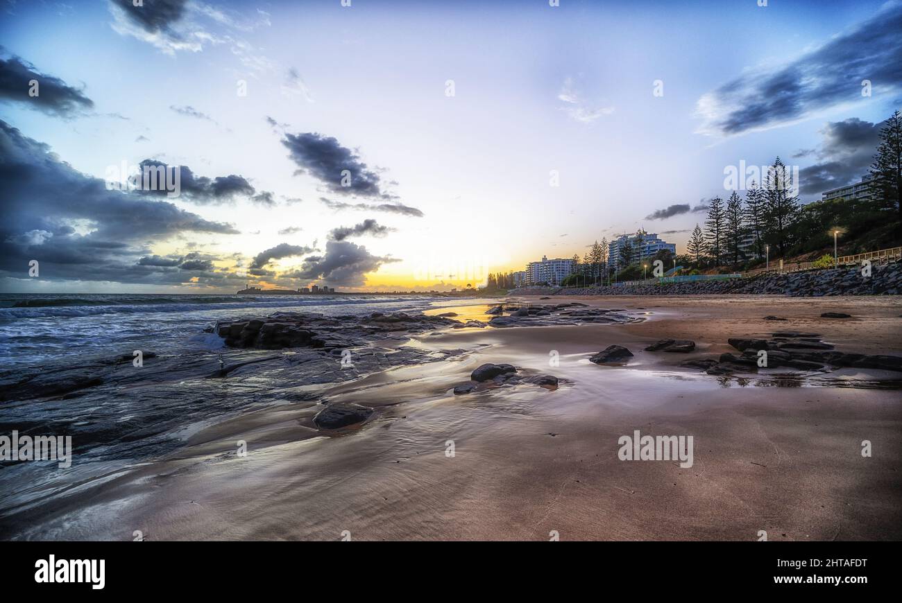 Dawn and sunrise shoot at Alexandra Headland Beach on the Sunshine ...