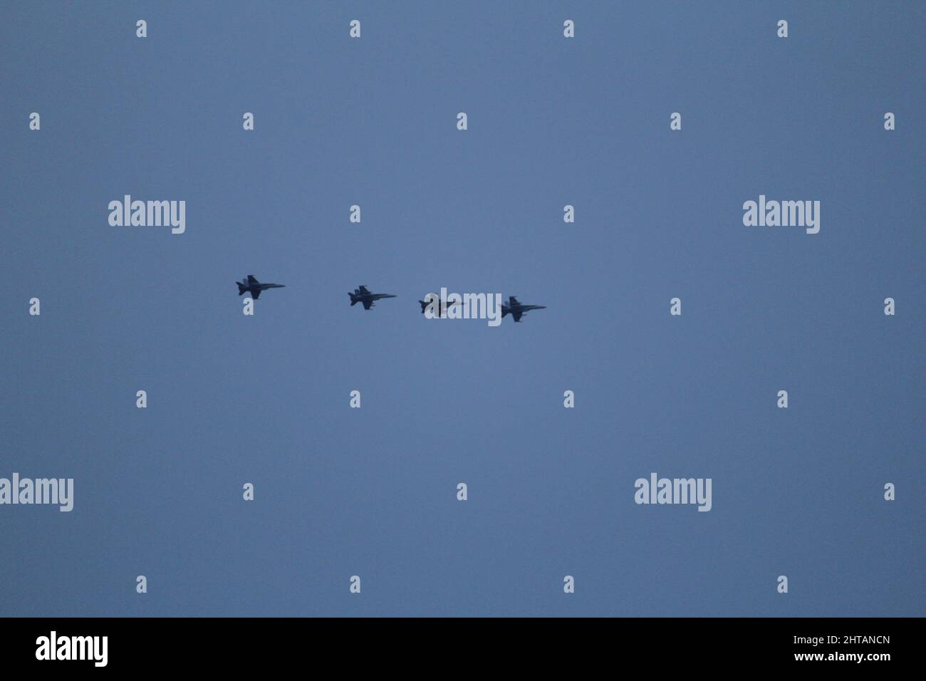 Beautiful view of airplanes in flight Stock Photo - Alamy