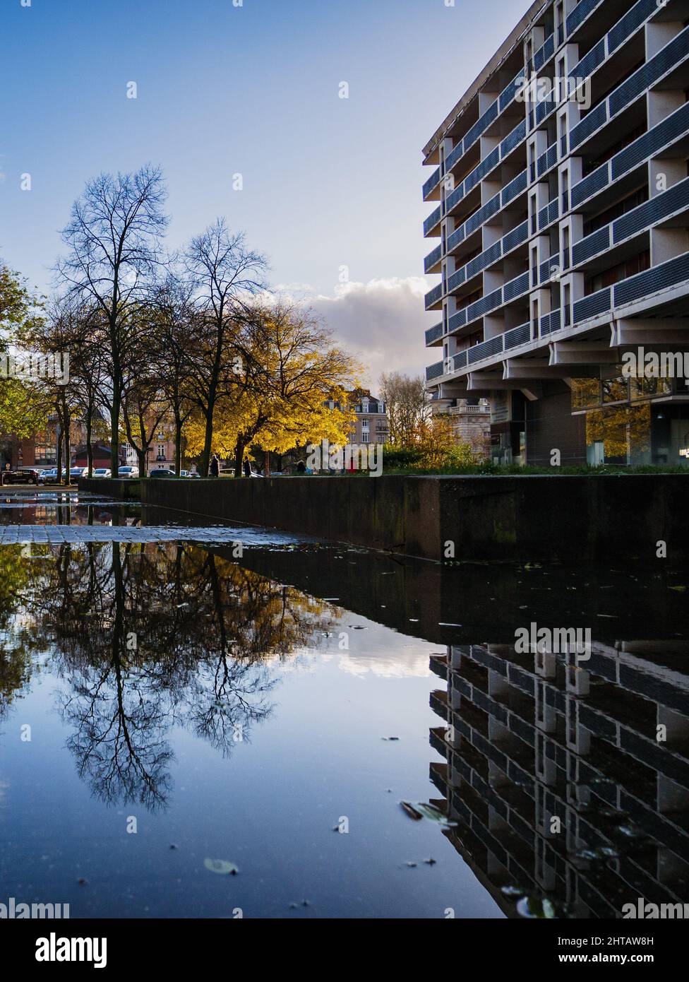Beautiful city view on rainy day Stock Photo - Alamy