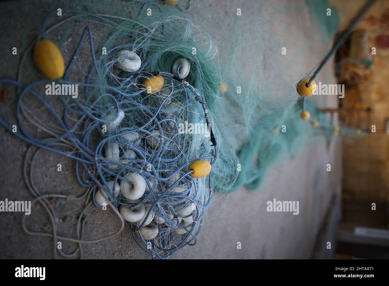 Shallow focus of a fishing net Stock Photo - Alamy