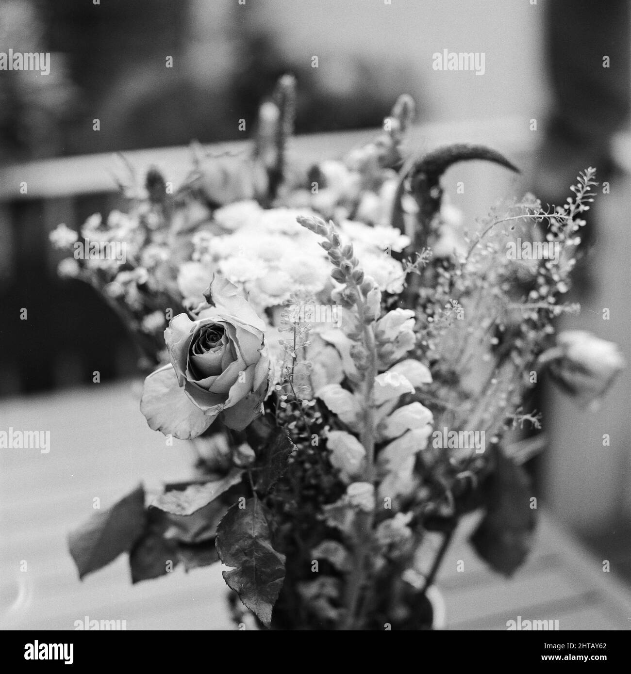 Grayscale of a flower bouquet Stock Photo - Alamy