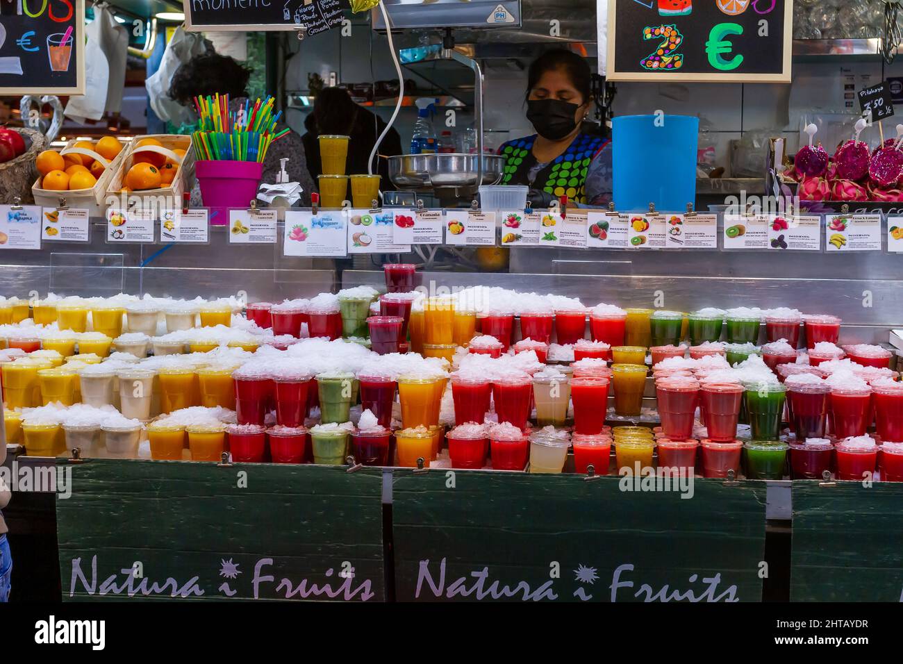 Juice store display hi-res stock photography and images - Alamy