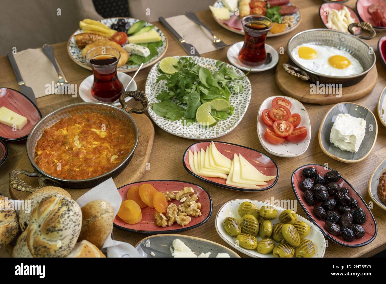 Traditional Turkish breakfast table Stock Photo - Alamy