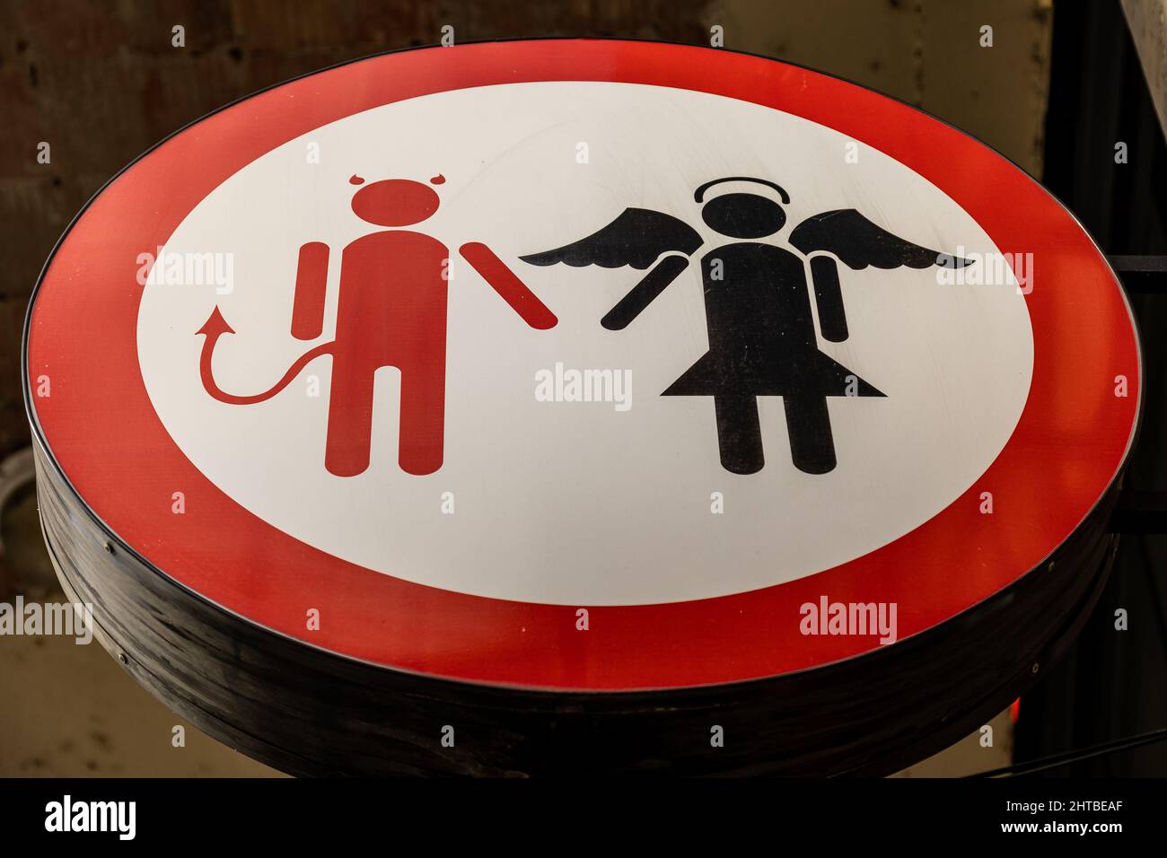 Round devil hi-res stock photography and images - Alamy