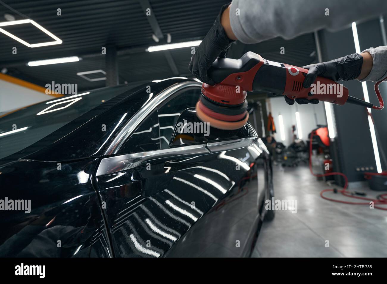 Orbital buffer hi-res stock photography and images - Alamy