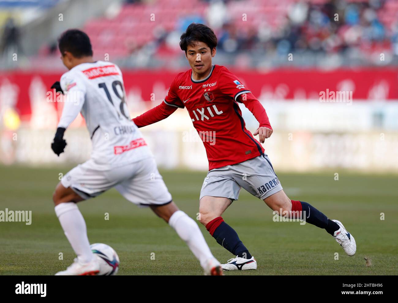 Kashima Stadium, Ibaraki, Japan. 26th Feb, 2022. Ryotaro Nakamura ...