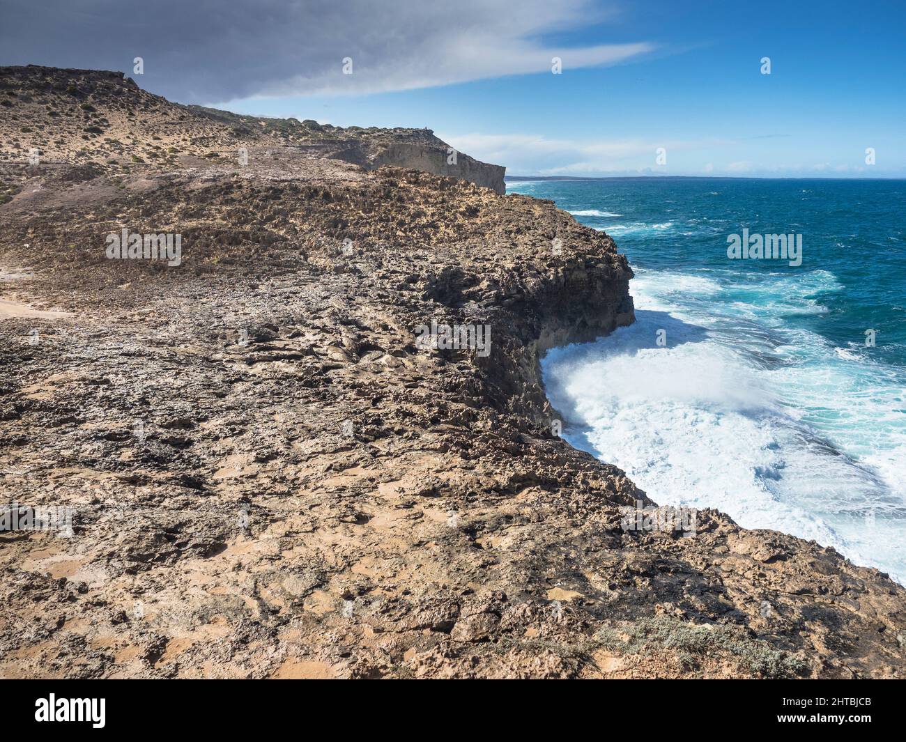 Exposed cliff rocks australia hi-res stock photography and images - Alamy