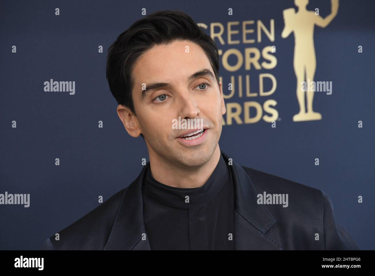 Paul W. Downs arrives at the 28th Screen Actors Guild Awards held at ...