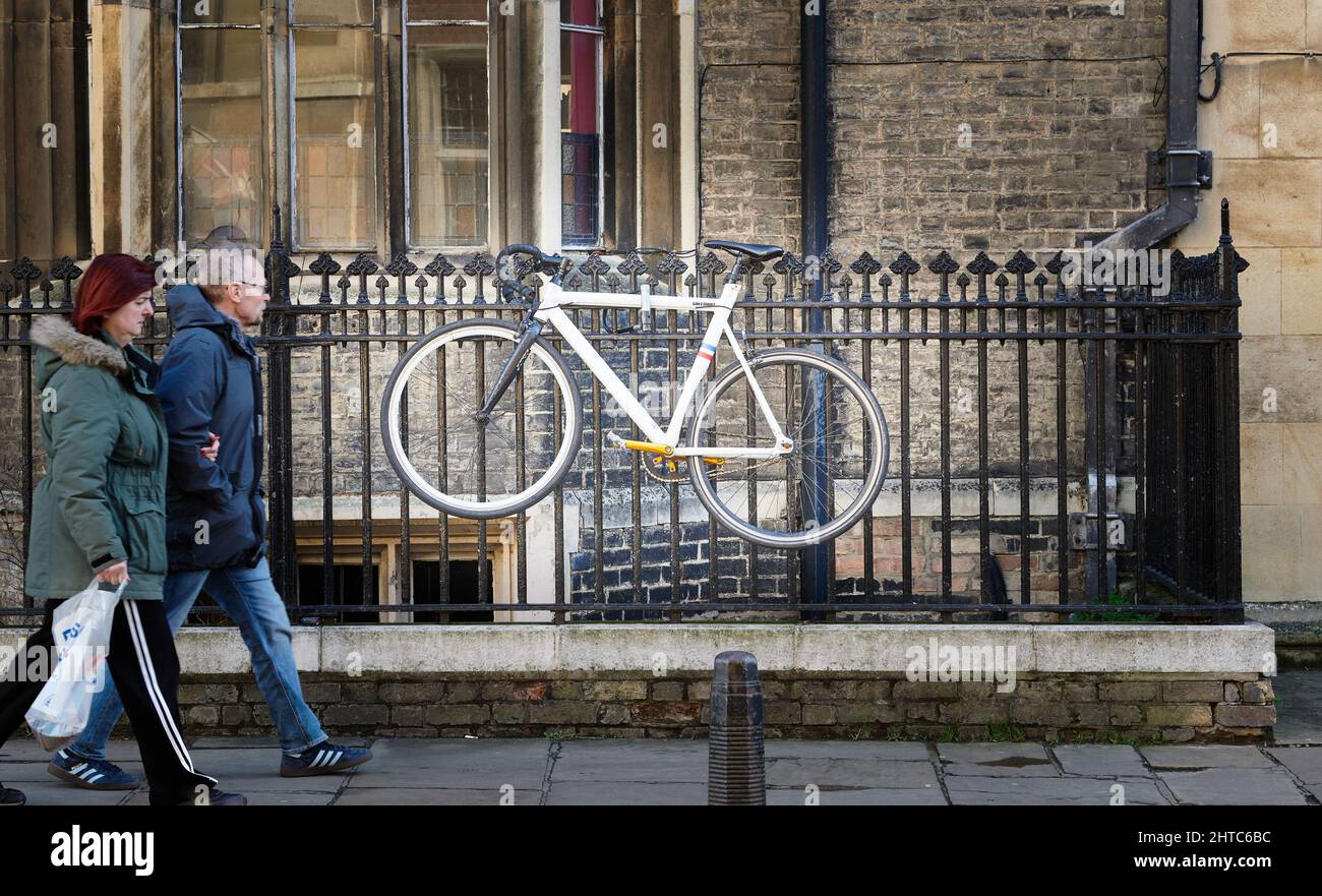 Cambridge england bicycle railings bike cycle tied chained coupl hi-res ...