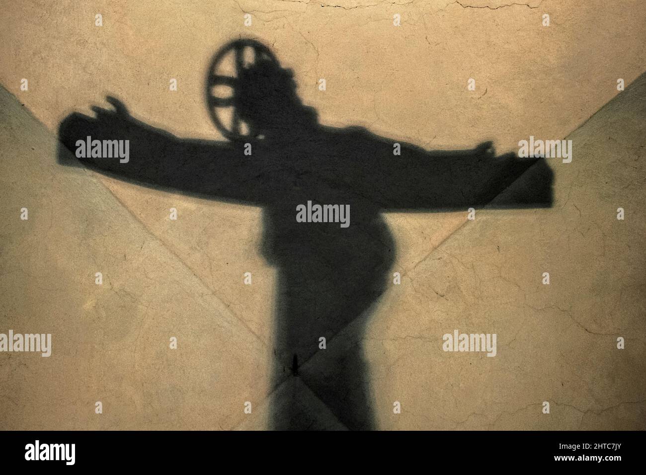 Shadow on apse vault hi-res stock photography and images - Alamy