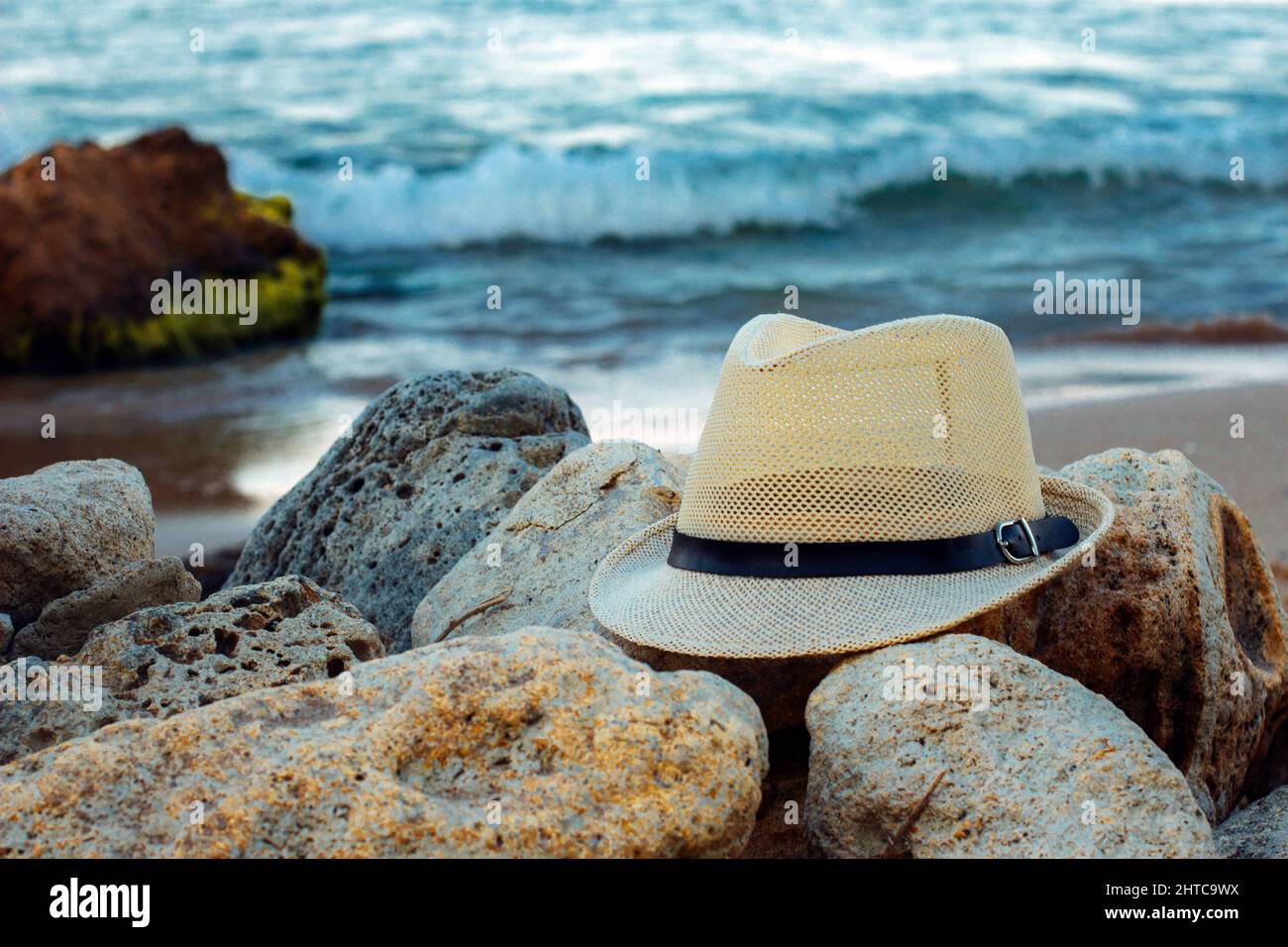 Hat on a rock hi-res stock photography and images - Alamy