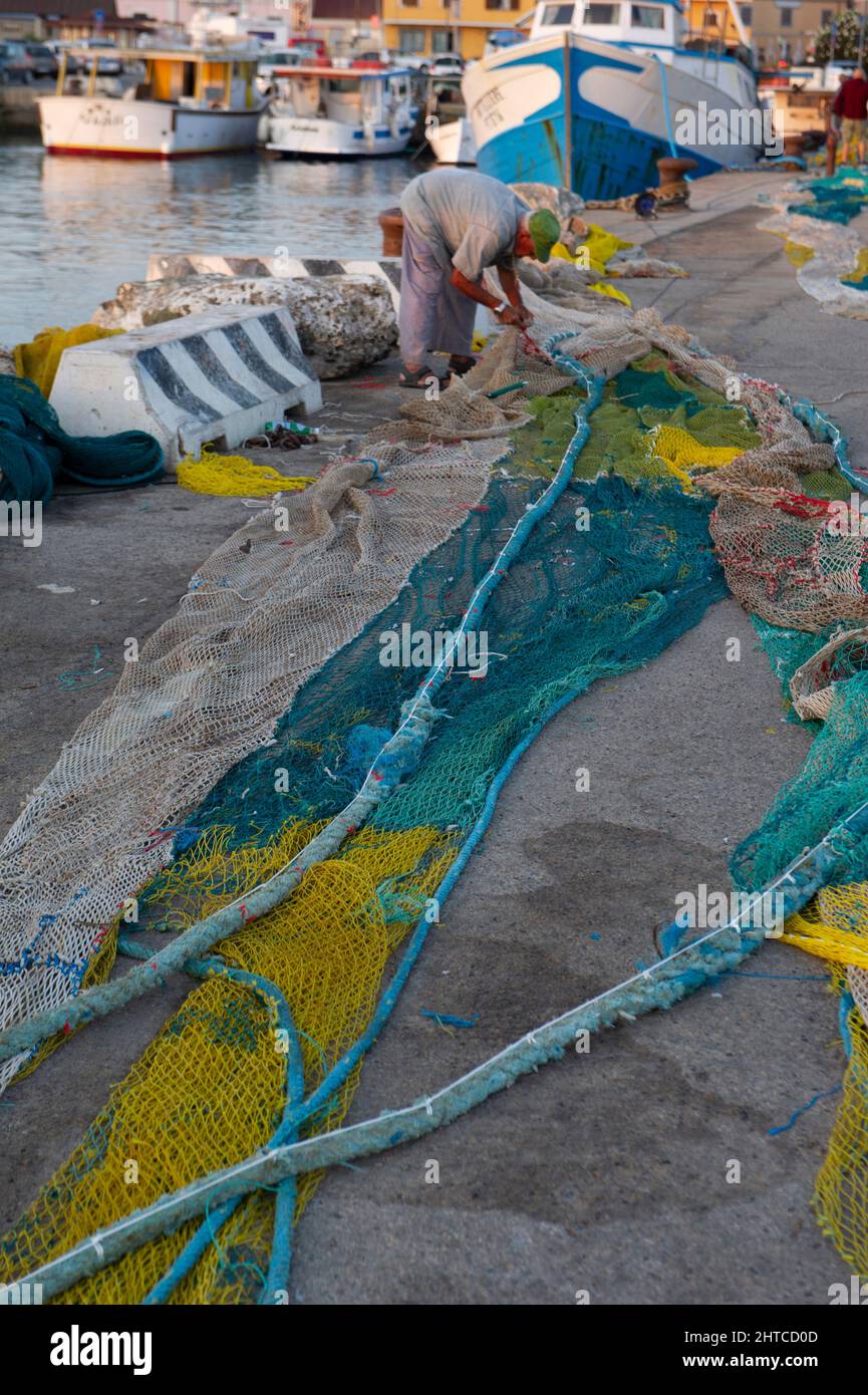 Repaired images hi-res stock photography and images - Alamy