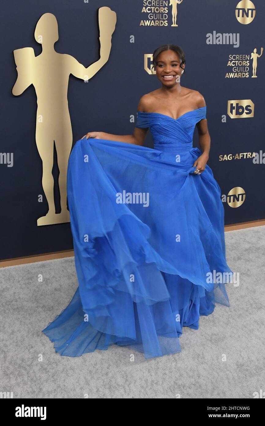 Saniyya Sidney arrives at the 28th Screen Actors Guild Awards held at ...