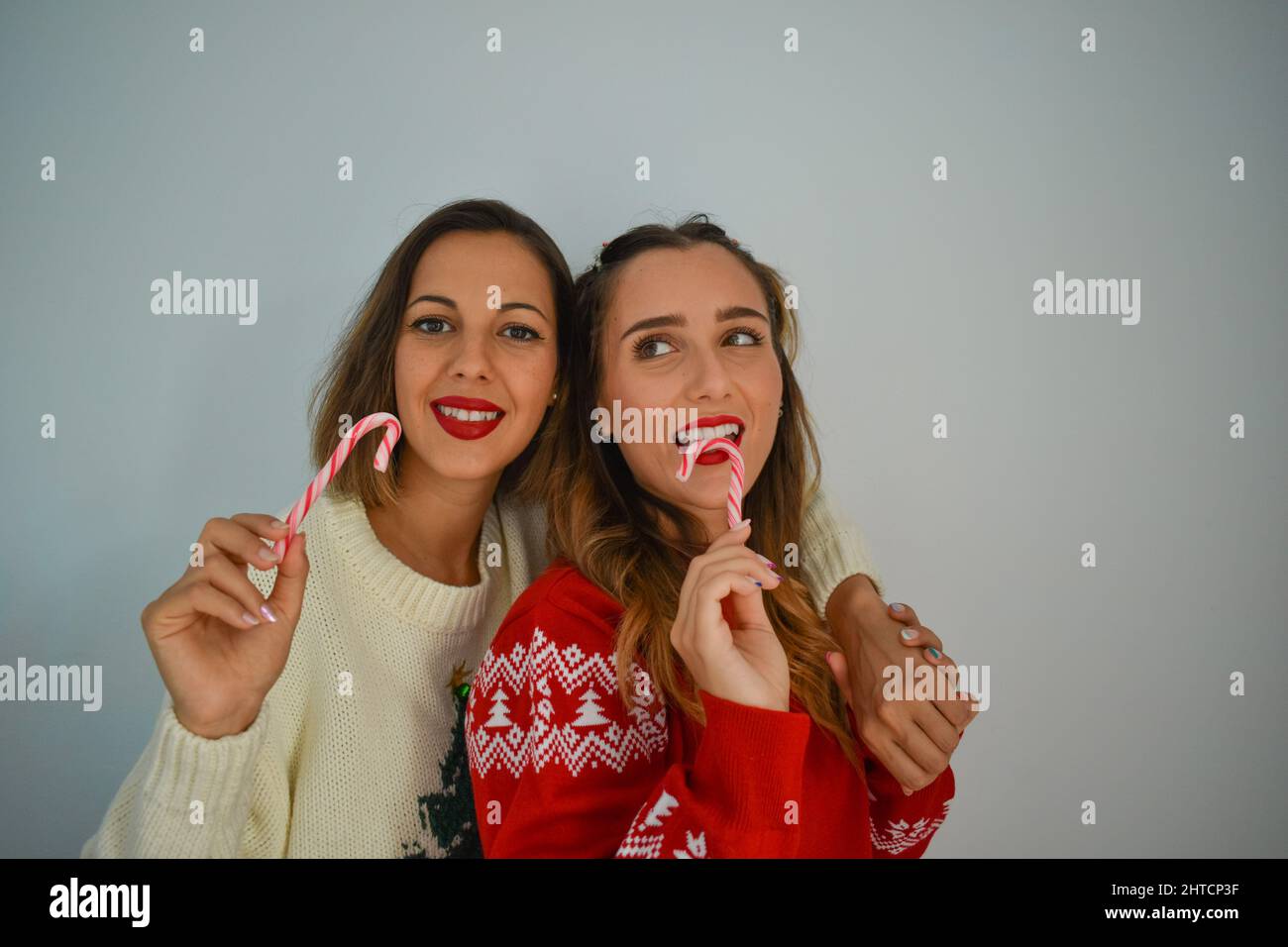 Females wearing hi-res stock photography and images - Alamy