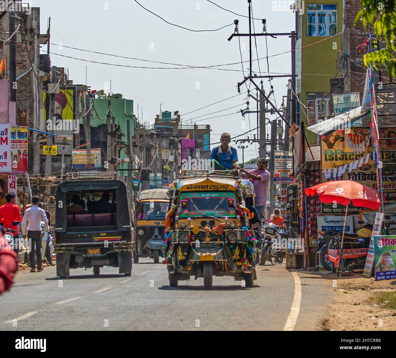 Public transport in the small city. Patna, India Stock Photo - Alamy