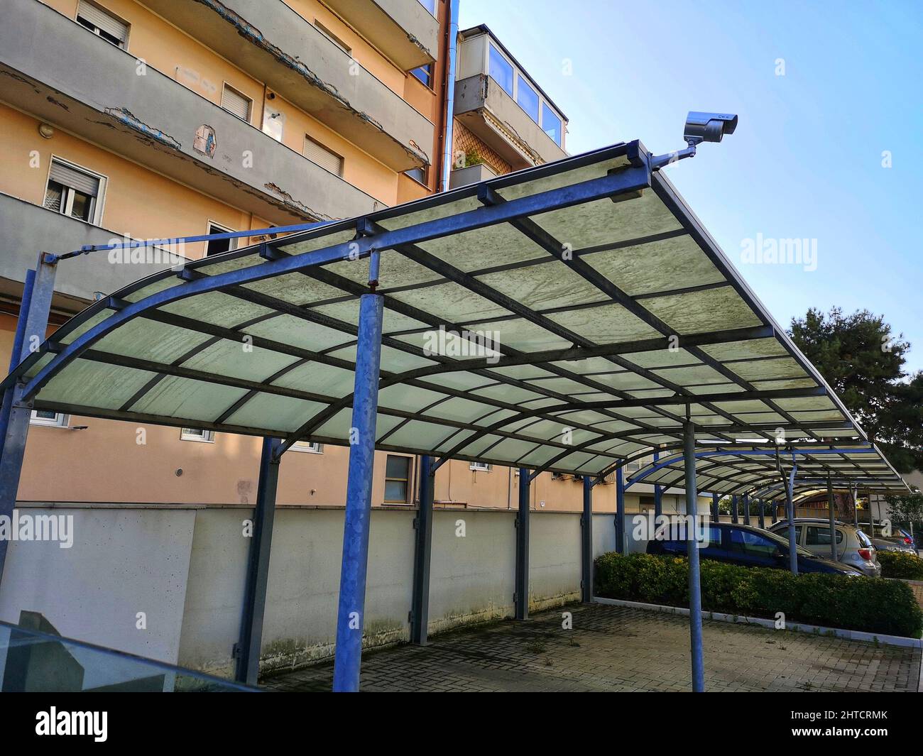 Covered apartment building parking hi-res stock photography and images - Alamy