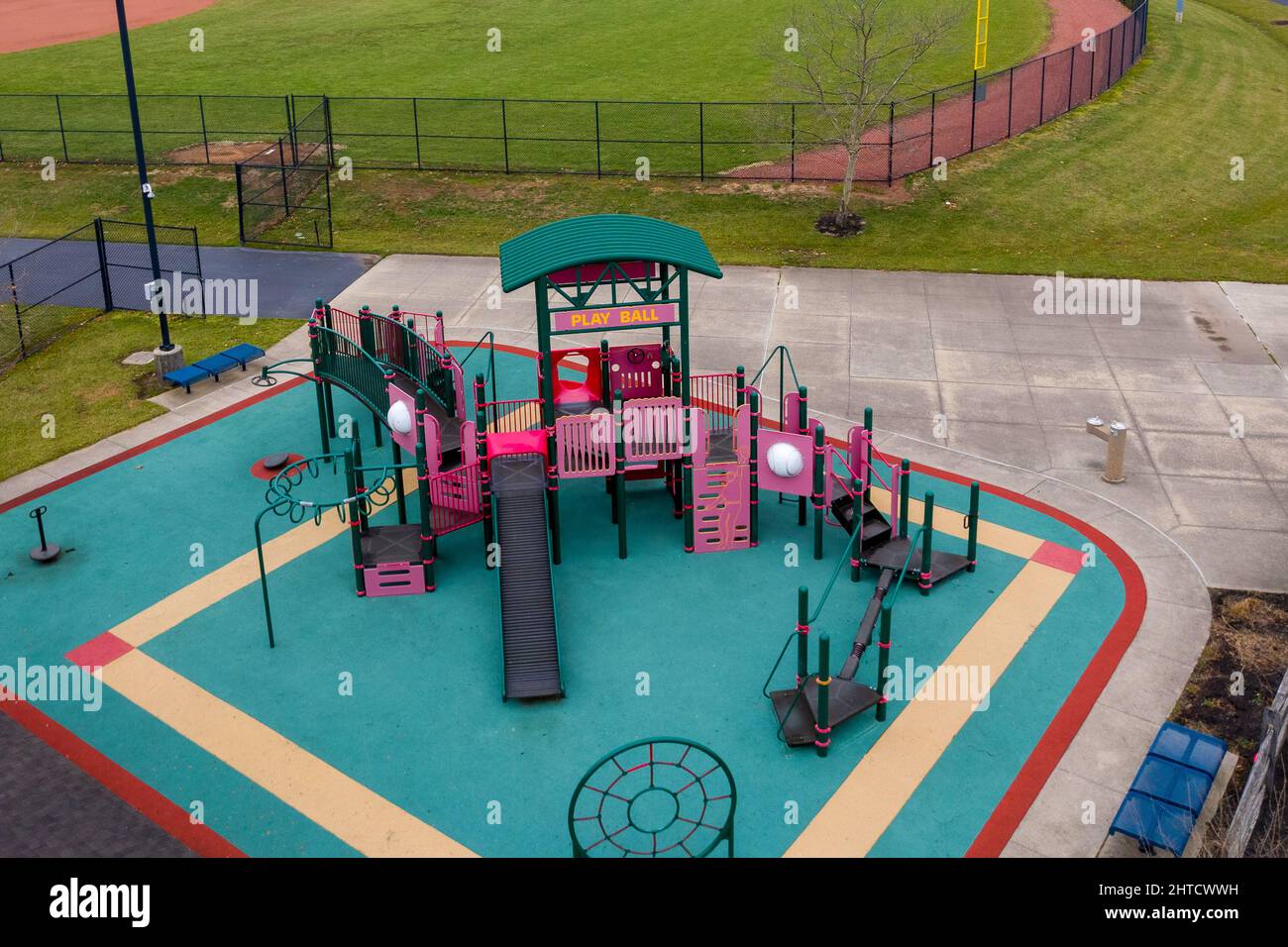 Slides and ladders hi-res stock photography and images - Alamy