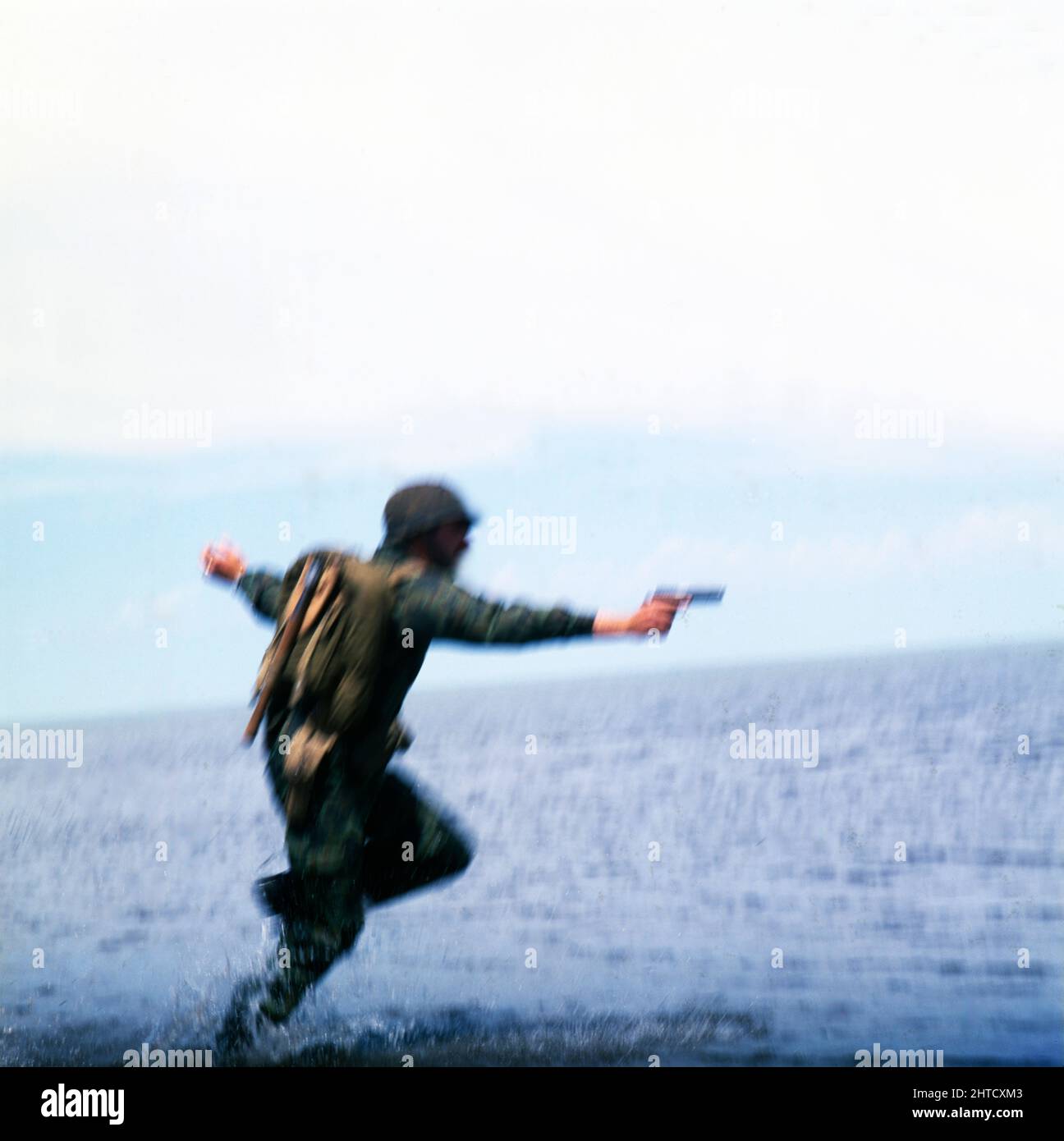 Troops landing, Falklands War, 1982 Stock Photo - Alamy