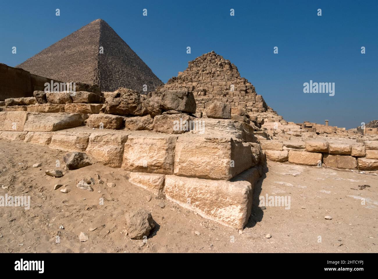Pyramids Giza Egypt 2007 The Pyramids Of Egypt The Tombs Of The