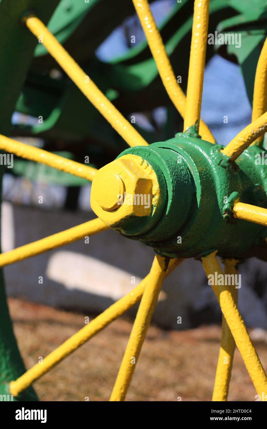 Vintage heavy duty farm tractor wheel and spokes Stock Photo - Alamy