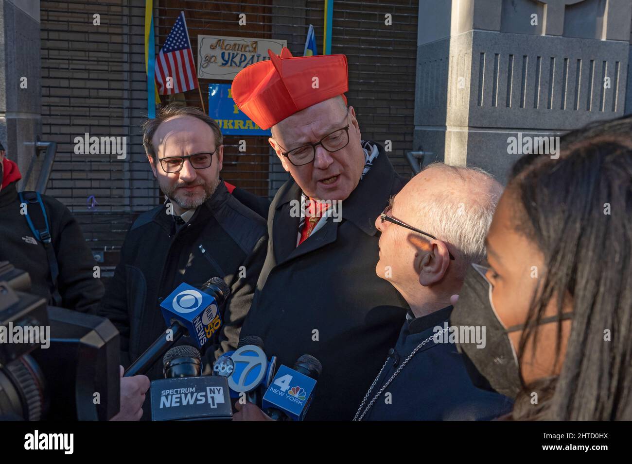Father peter hi-res stock photography and images - Alamy
