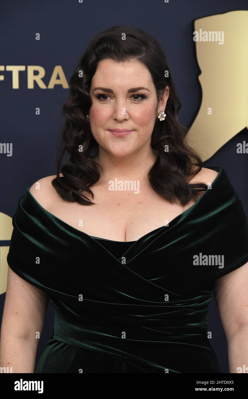 Melanie Lynskey arrives at the 28th Screen Actors Guild Awards held at ...