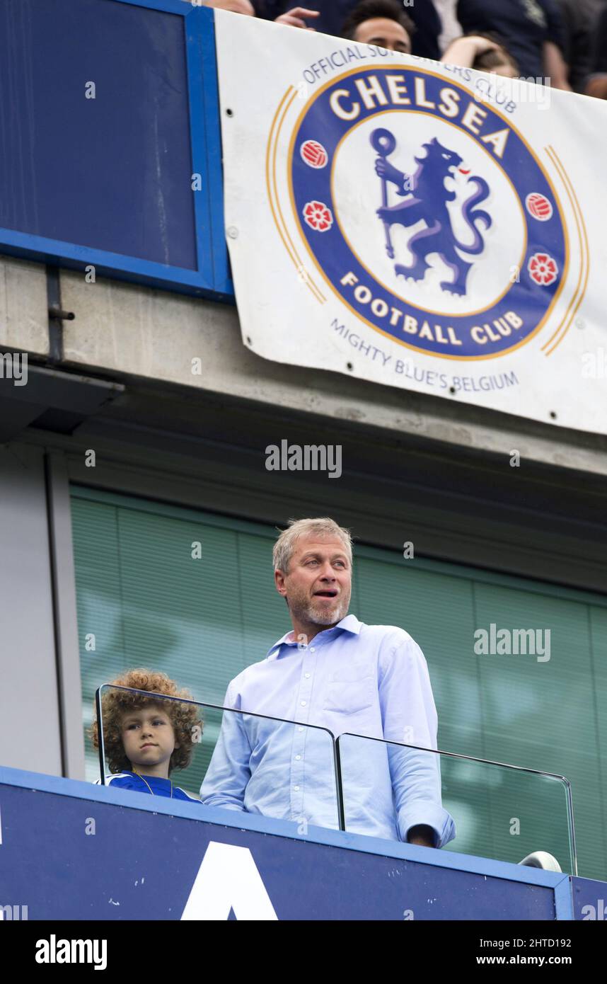 Roman abramovich chelsea hi-res stock photography and images - Alamy