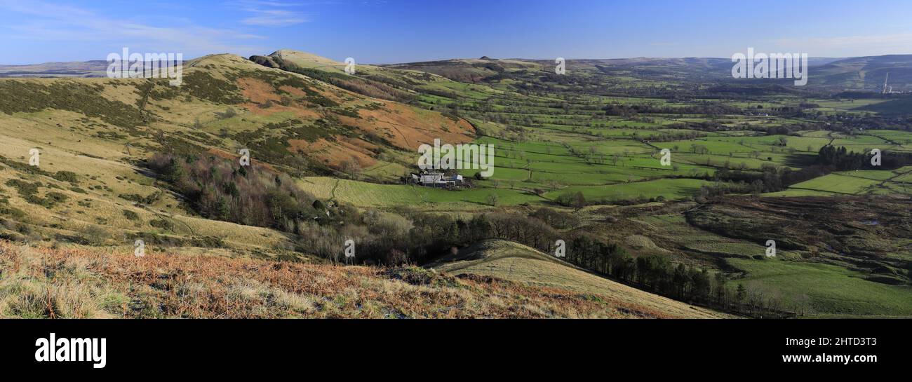 View of the Castleton valley from Mam Tor, Derbyshire, Peak District ...