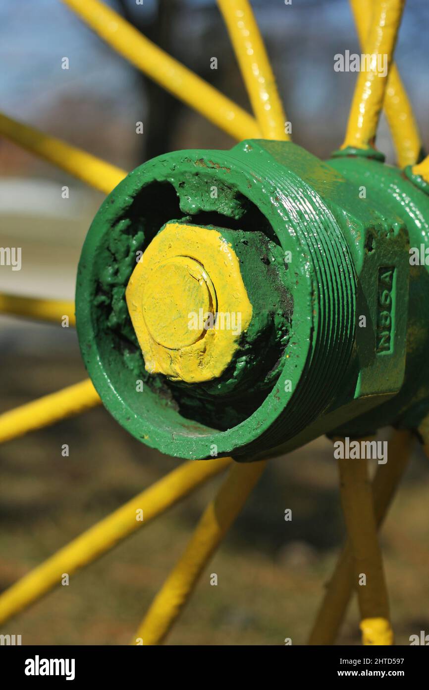 Heavy duty structural steel hi-res stock photography and images - Alamy