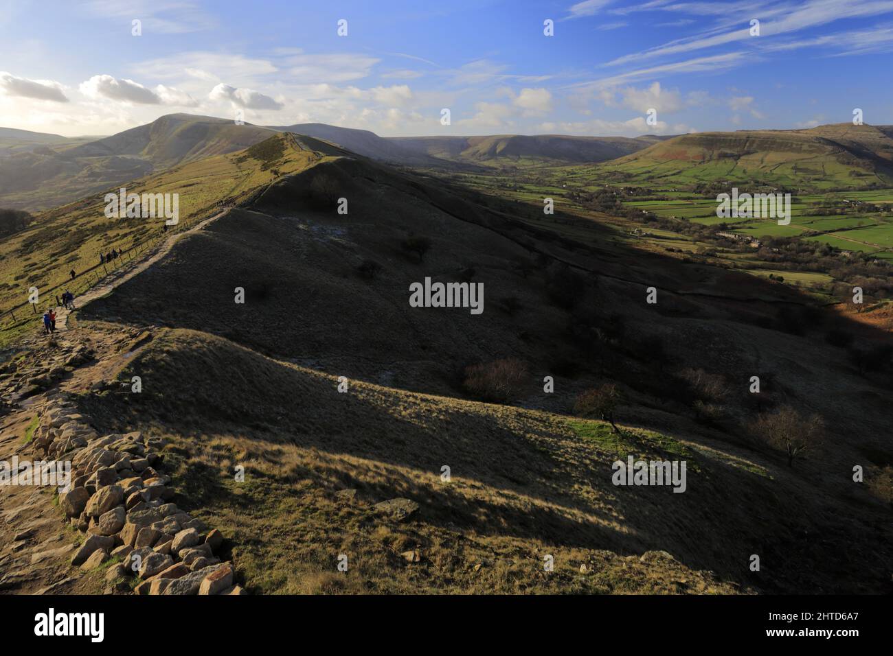 Walkers on Back Tor hill on the Mam Tor ridge, Vale of Castleton ...