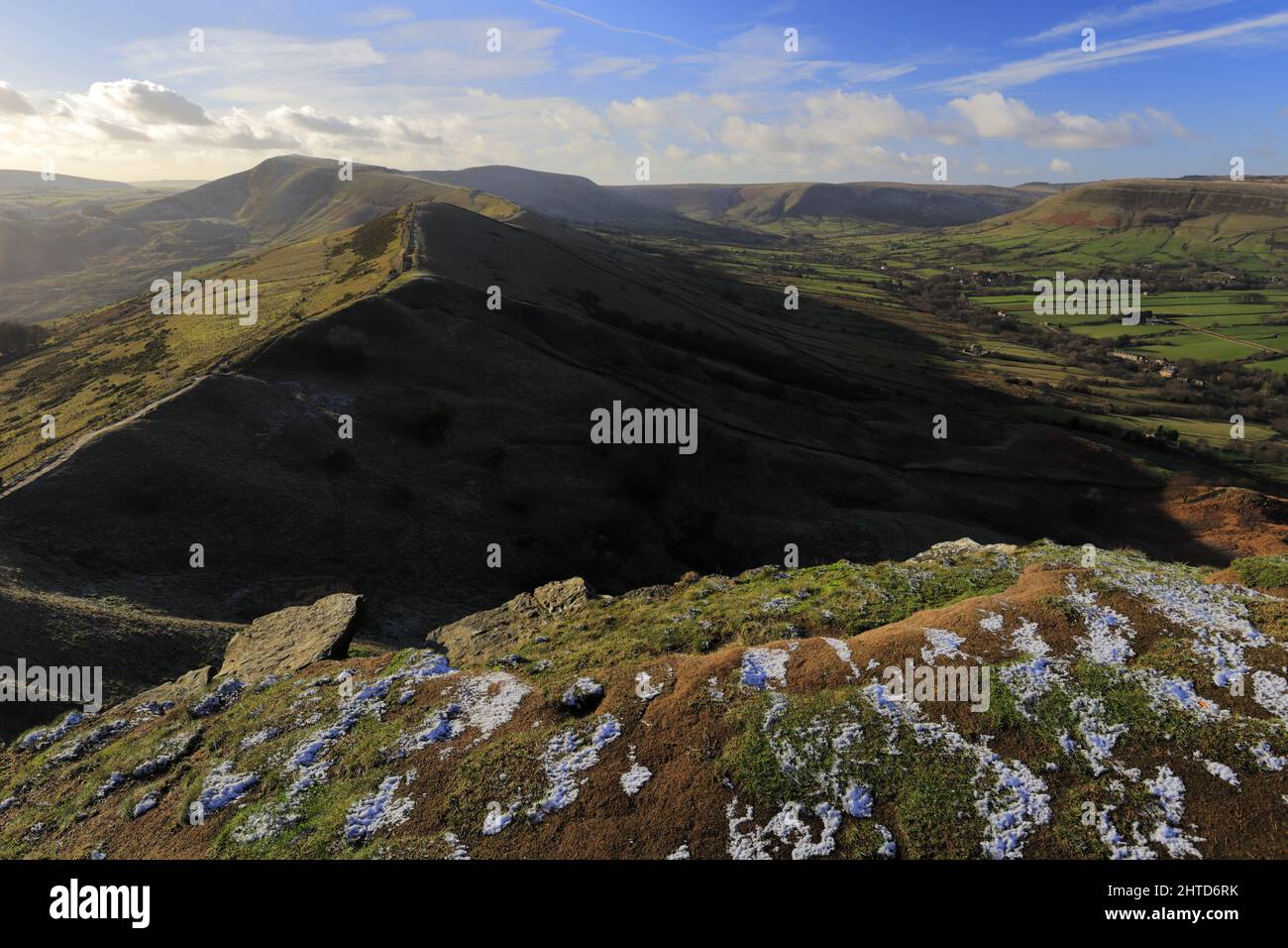 Walkers on Back Tor hill on the Mam Tor ridge, Vale of Castleton ...