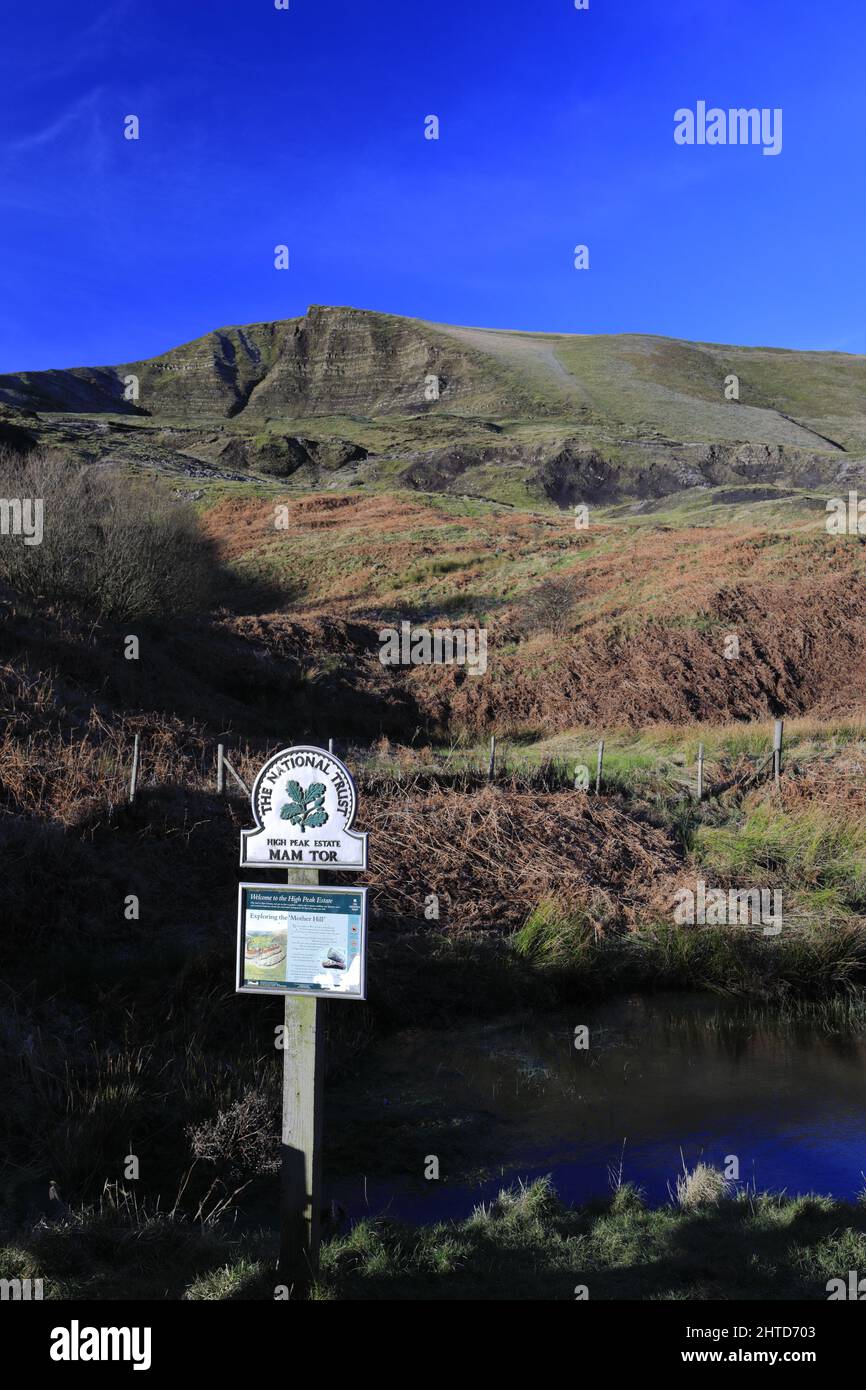 View of Mam Tor hill, Castleton valley, Derbyshire, Peak District ...