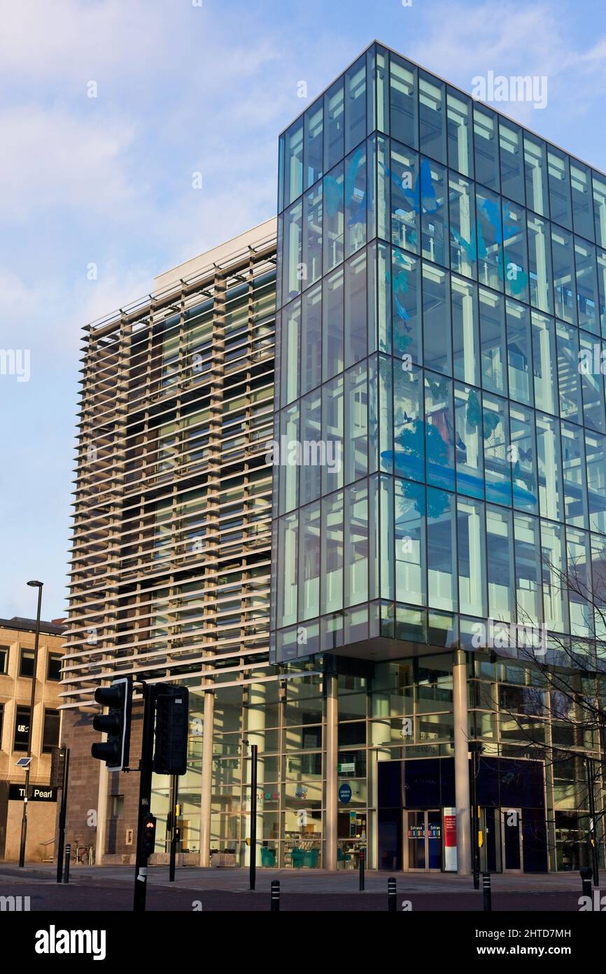 Street scene newcastle hi-res stock photography and images - Alamy