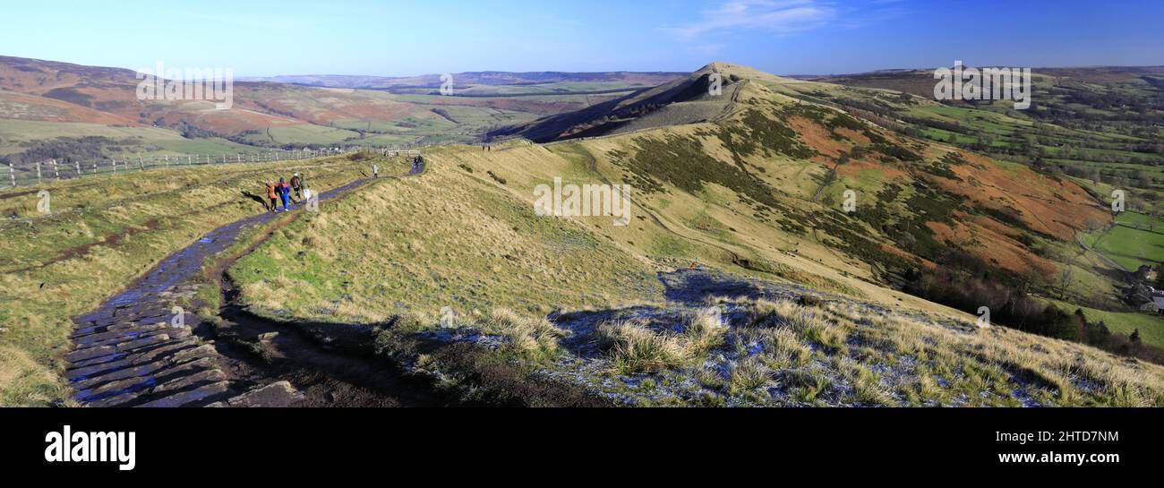 Walkers along the Mam Tor ridge, Vale of Castleton, Derbyshire, Peak ...