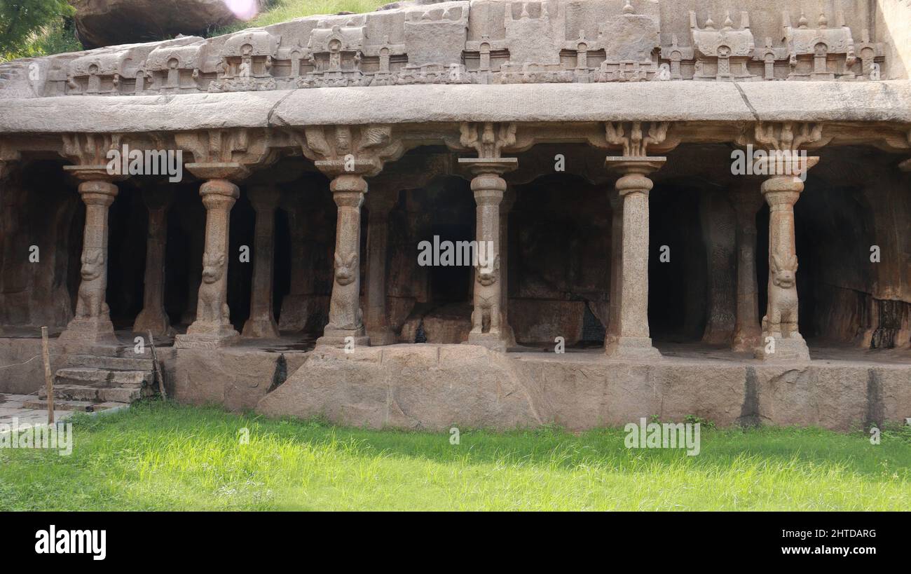 Close up shot of Krishna Mandapam columns at Arjuna's Penance ...