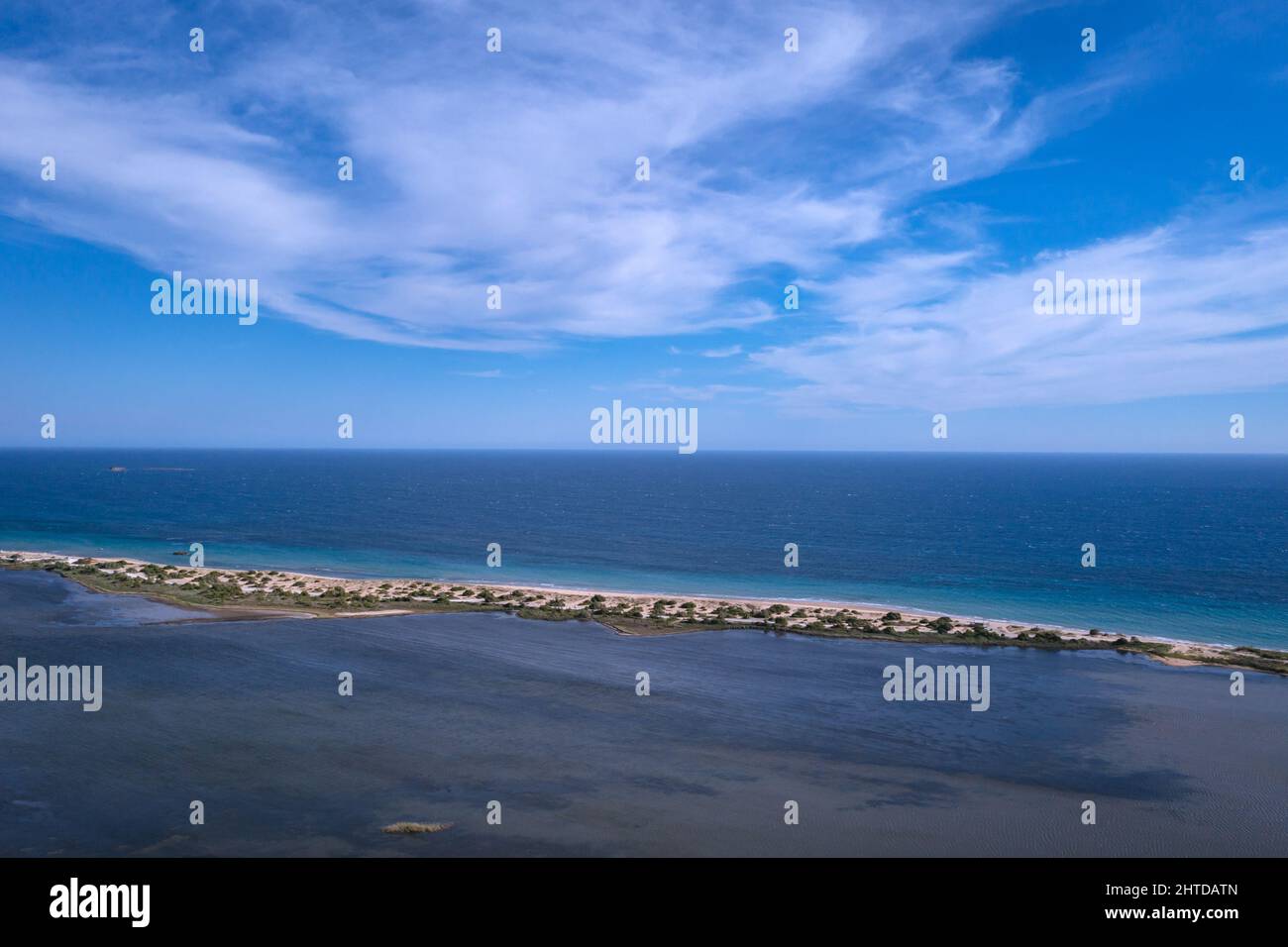 Narrow strip of land hi-res stock photography and images - Alamy