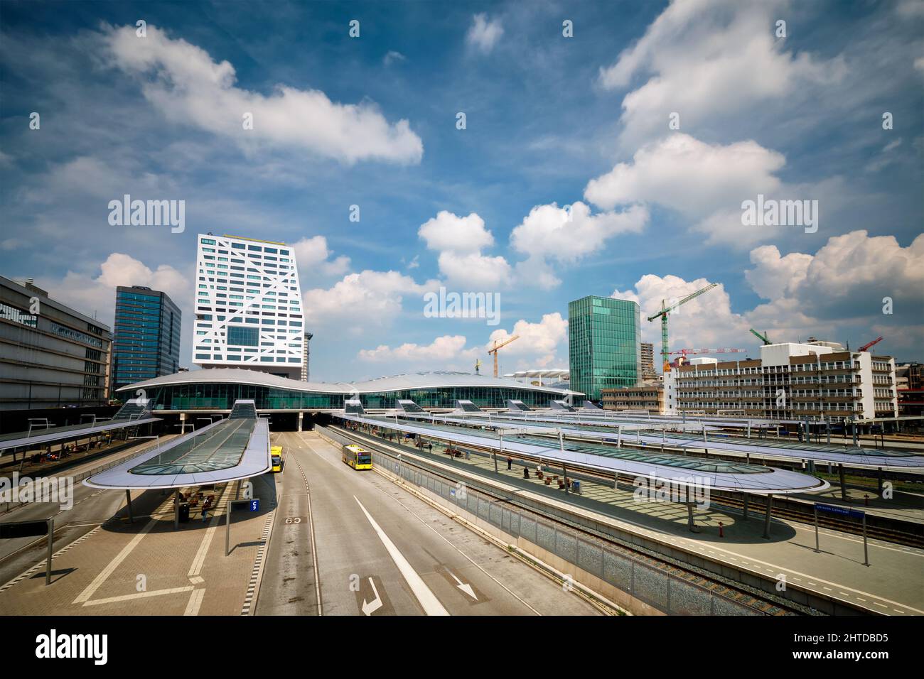 Bus buses holland netherlands hi-res stock photography and images - Alamy