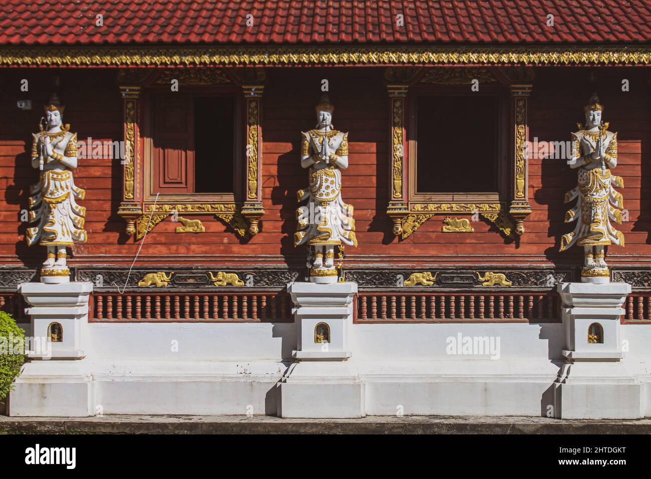 Shot of the design of Wat Mung Muang building in Mueang, Thailand Stock ...