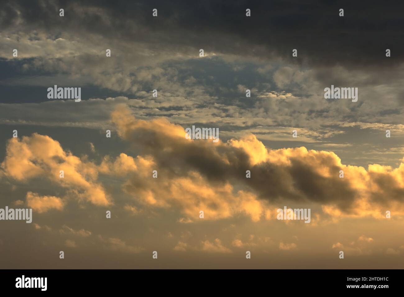 Photo clouds in the morning, at sunrise And changing the color and ...