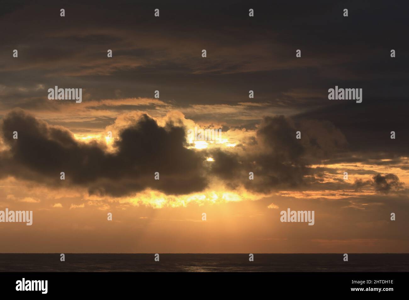 Photo clouds in the morning, at sunrise And changing the color and ...