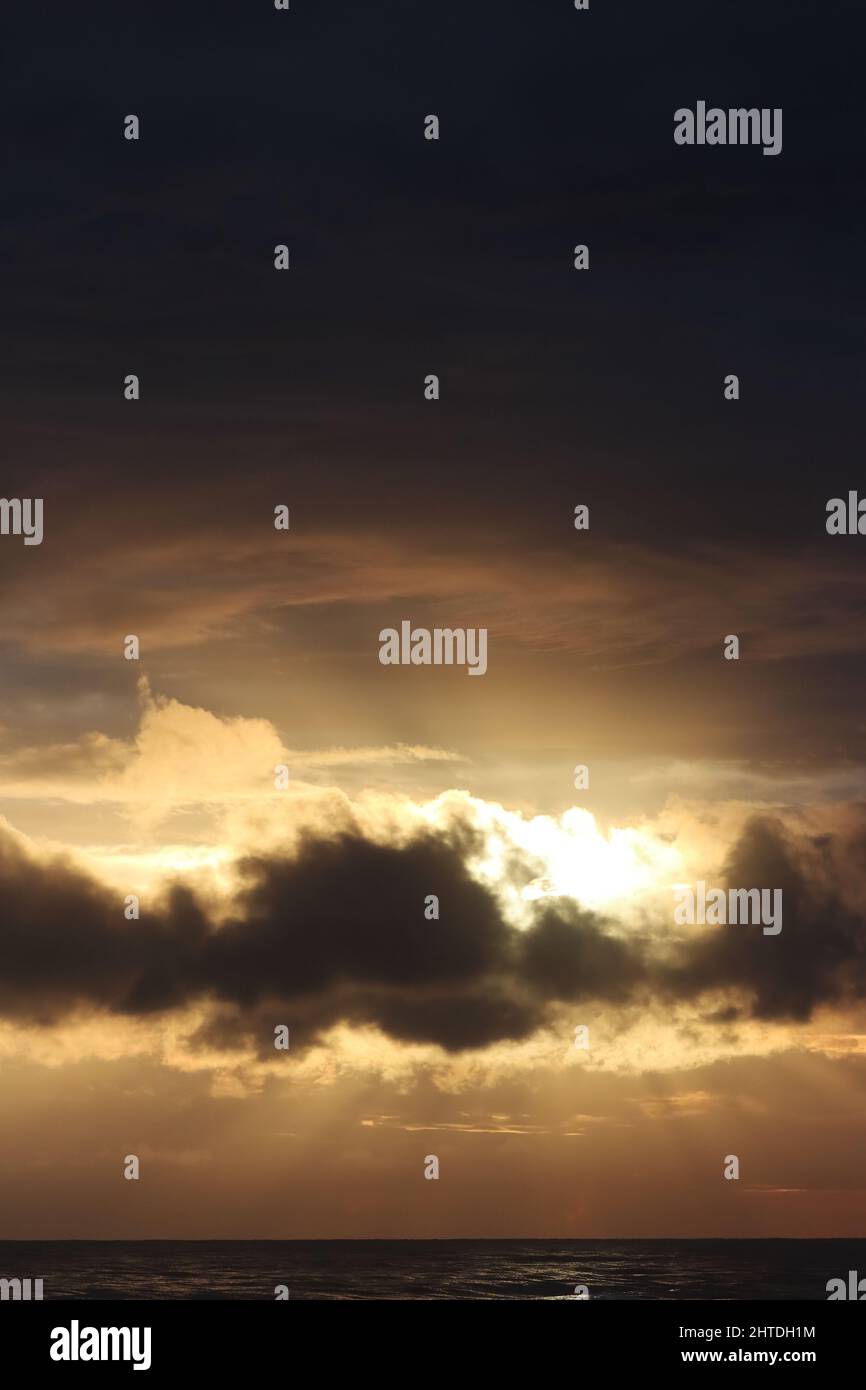 Photo clouds in the morning, at sunrise And changing the color and ...