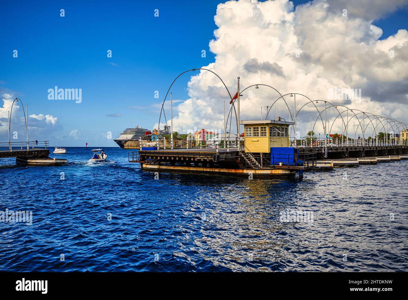 A view of the Queen Emma Bridge Stock Photo - Alamy