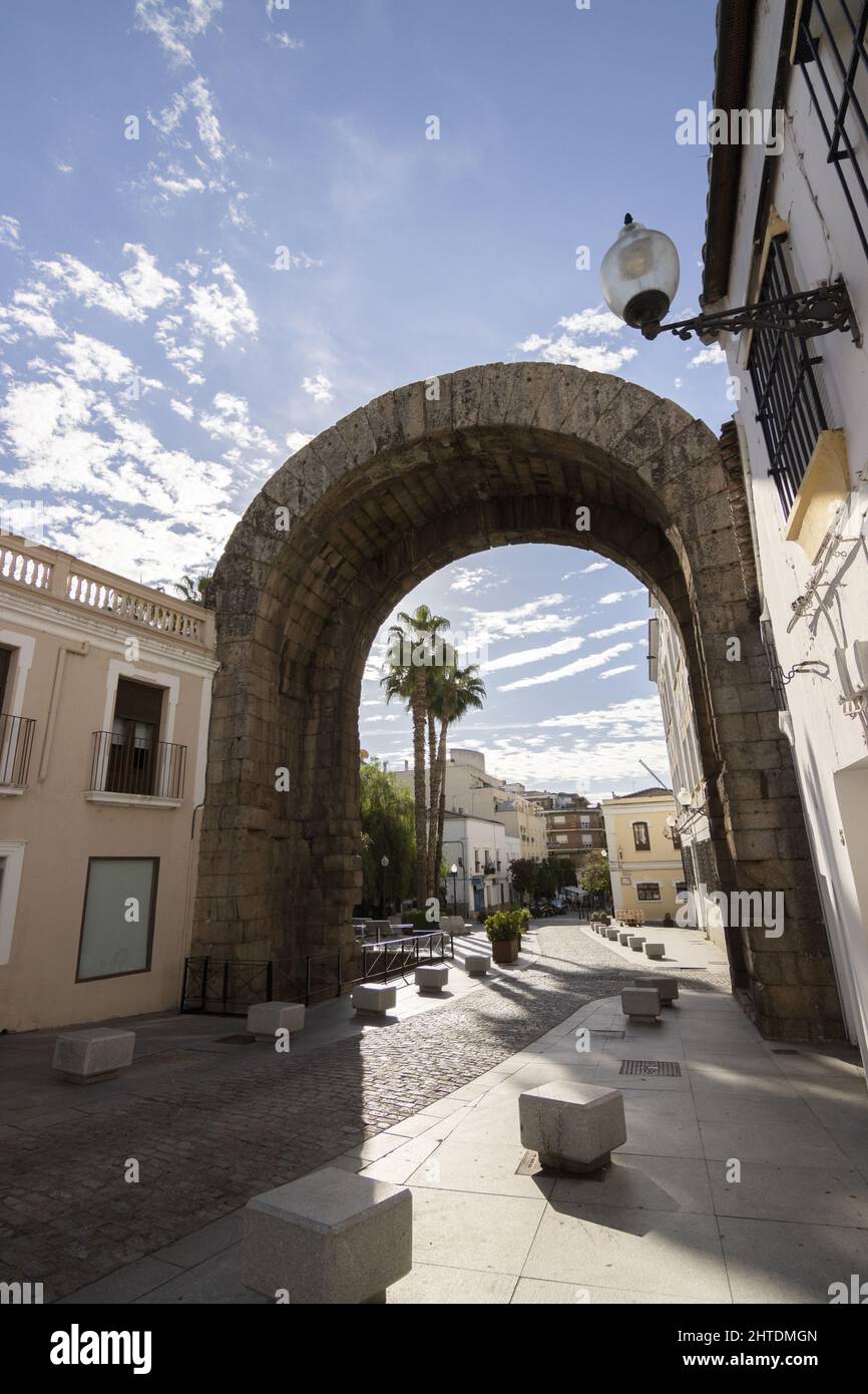 Well known Arch of Trajan in Merida, Spain Stock Photo - Alamy
