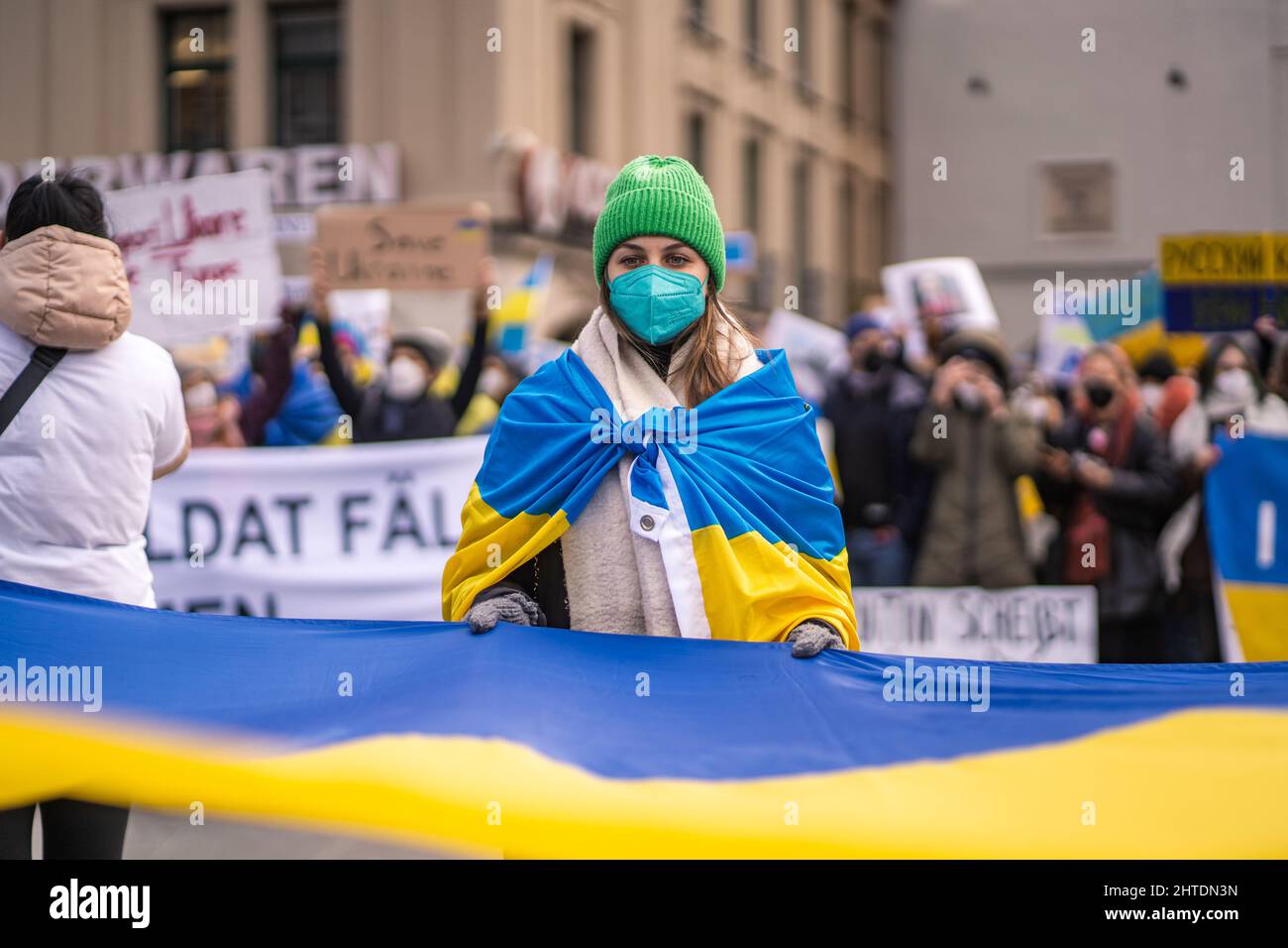 Woman on ukraine peace march hi-res stock photography and images - Alamy