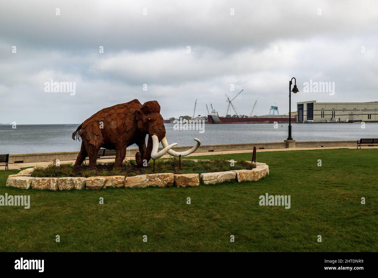 Monument of Woolly the Mammoth in Sturgeon Bay, Door County, Wisconsin ...