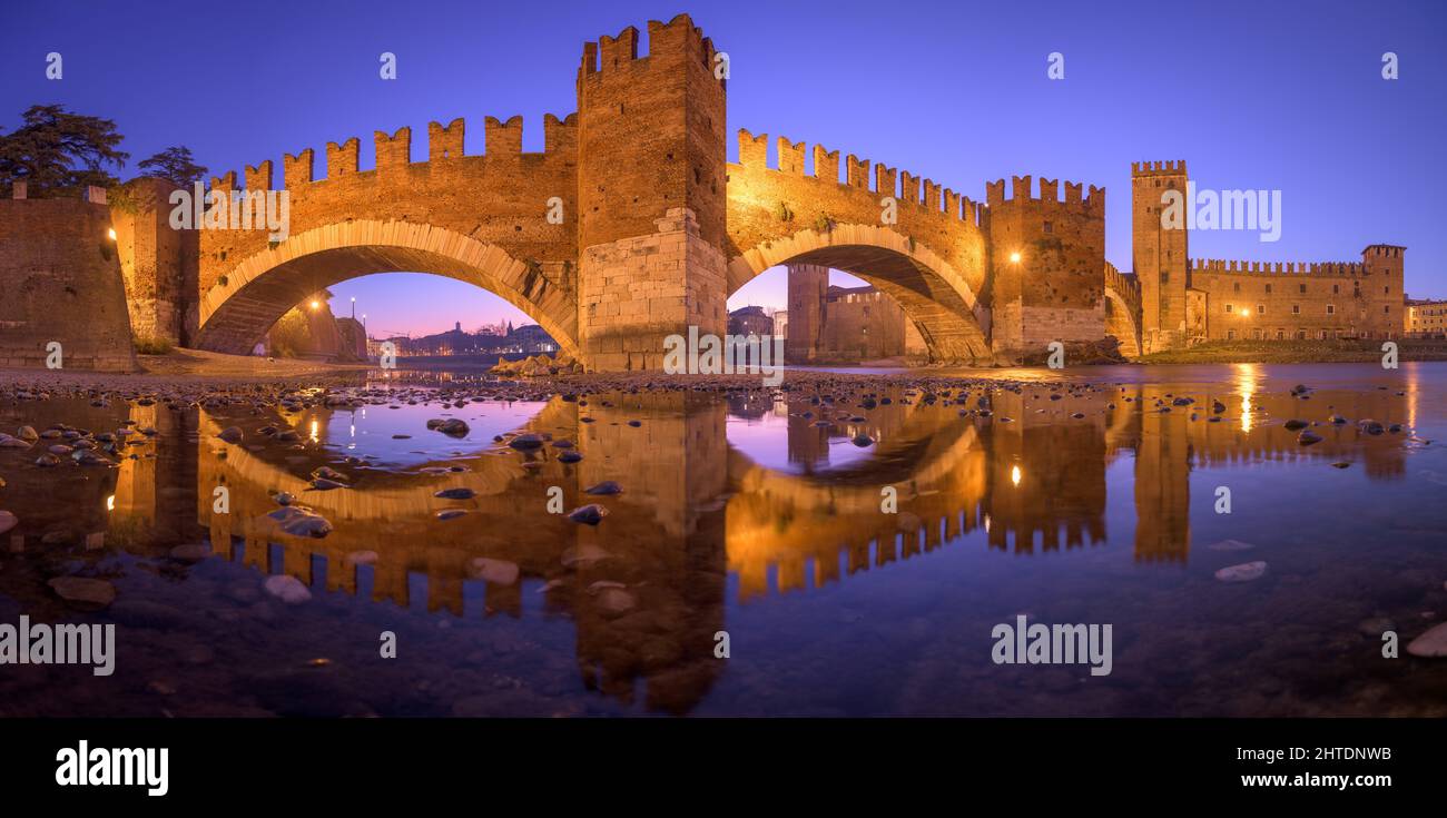 Verona italy castelvecchio castle hi-res stock photography and images ...