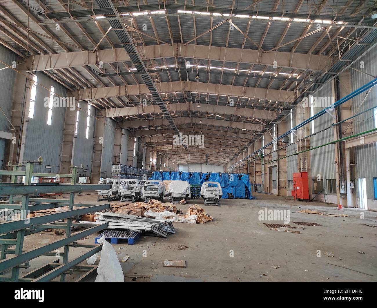 Indian car production hi-res stock photography and images - Alamy