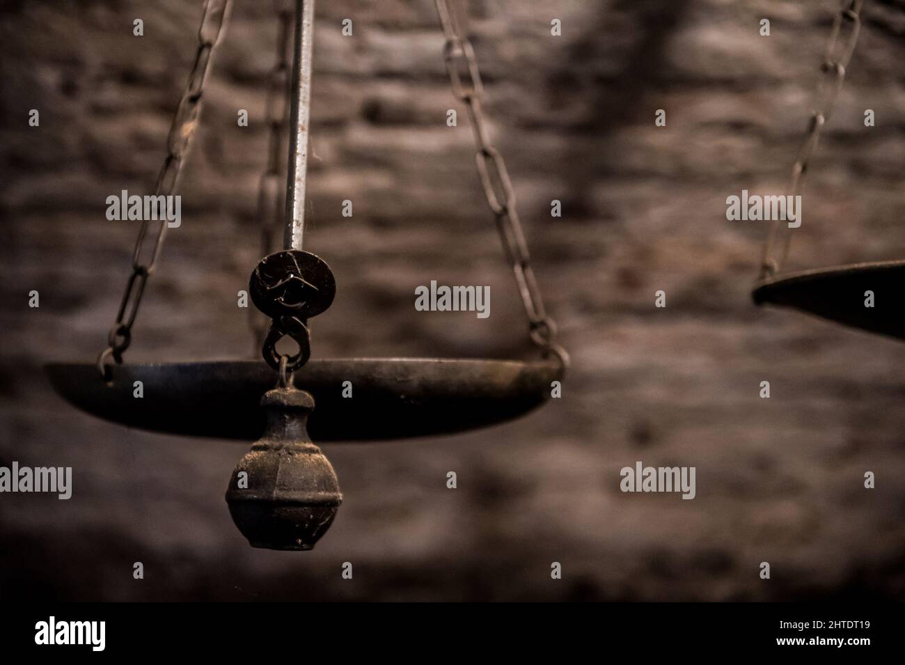 Old weight scale Stock Photo - Alamy