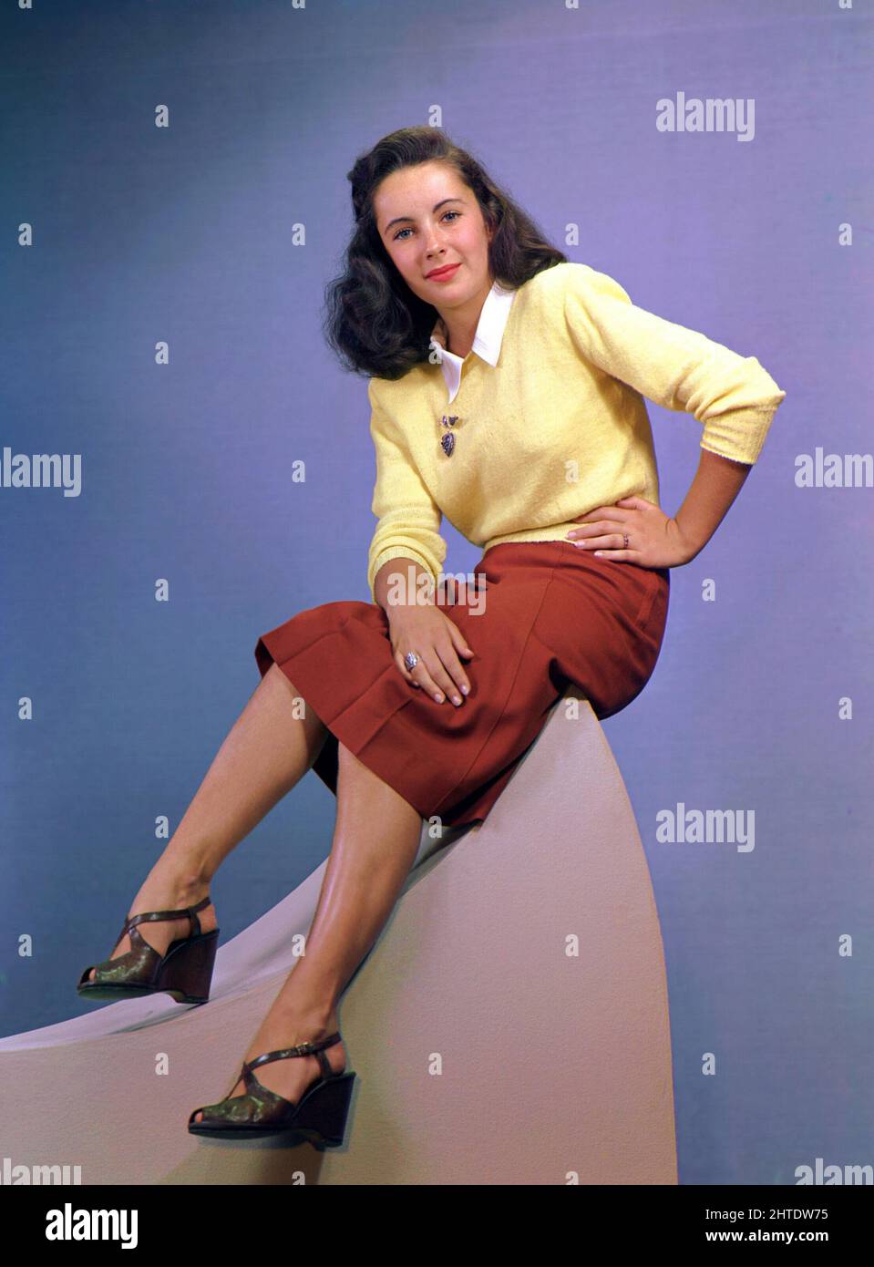 ELIZABETH TAYLOR in CYNTHIA (1947), directed by ROBERT Z. LEONARD ...