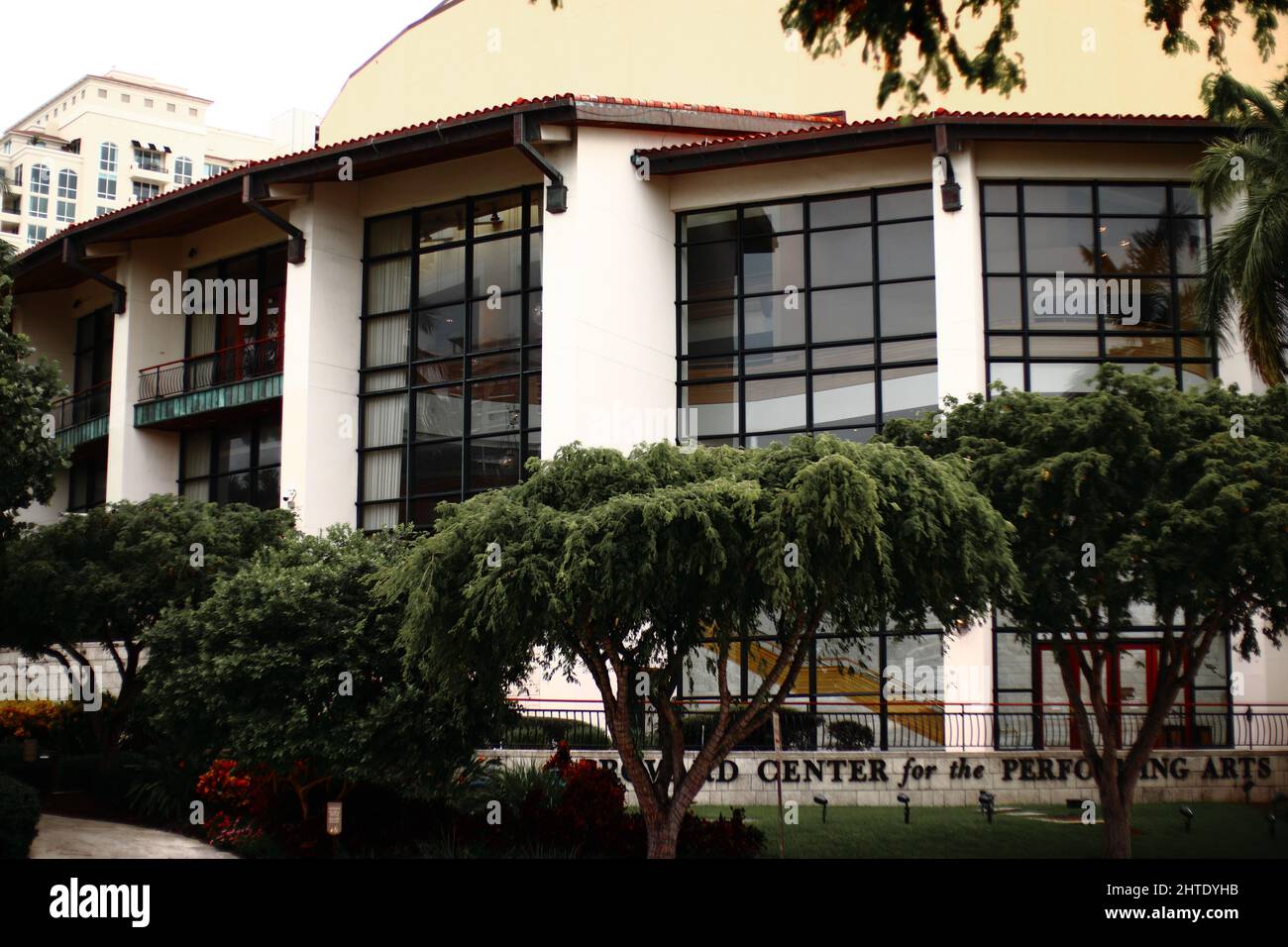 Exterior view of the Broward Center for the Performing Arts in Florida ...